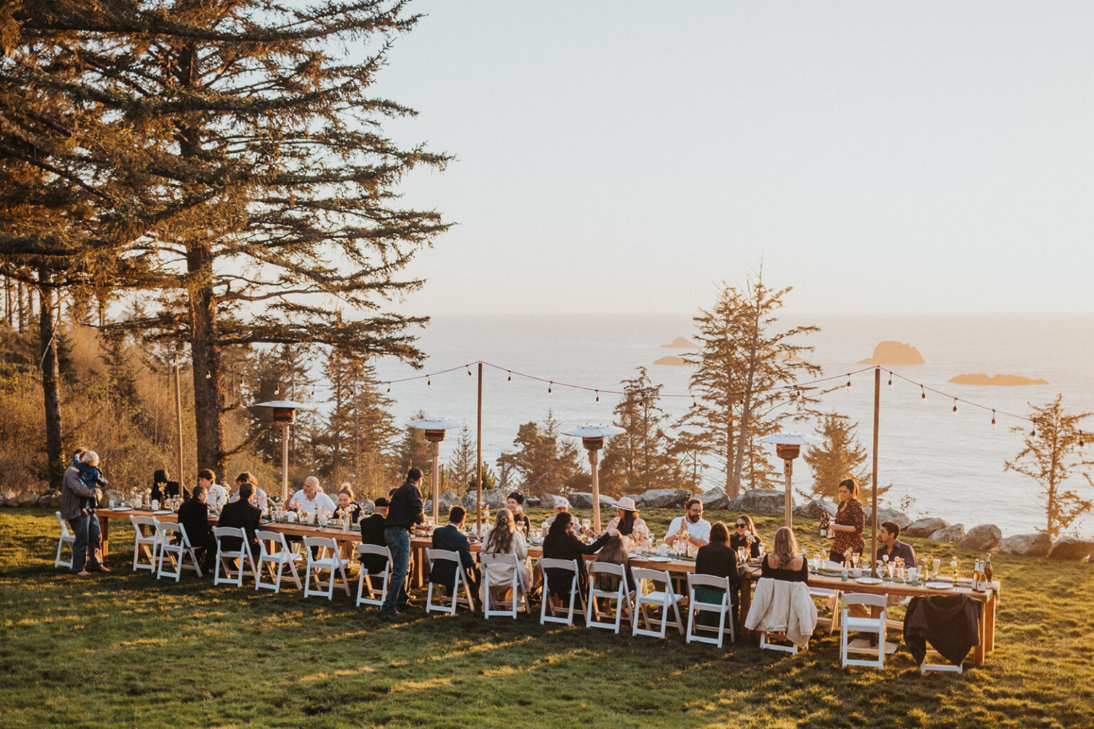 The Ultimate Guide to Eloping on the Oregon Coast | Showit Blog