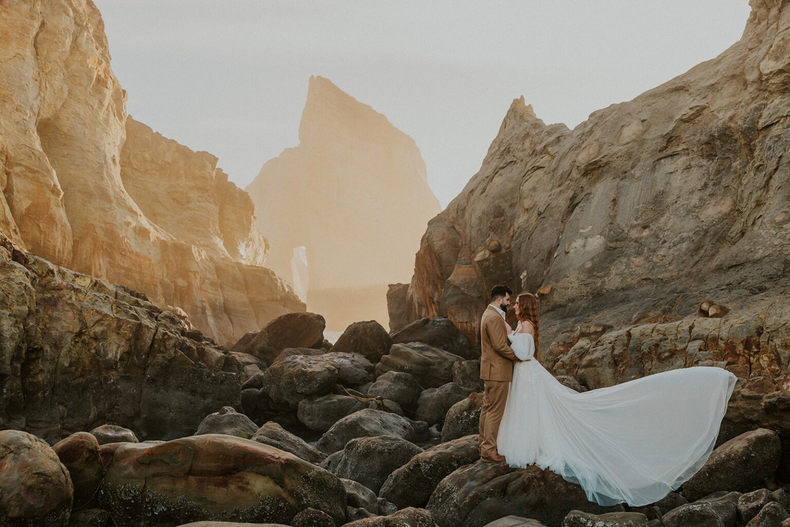 The Ultimate Guide to Eloping on the Oregon Coast | Showit Blog