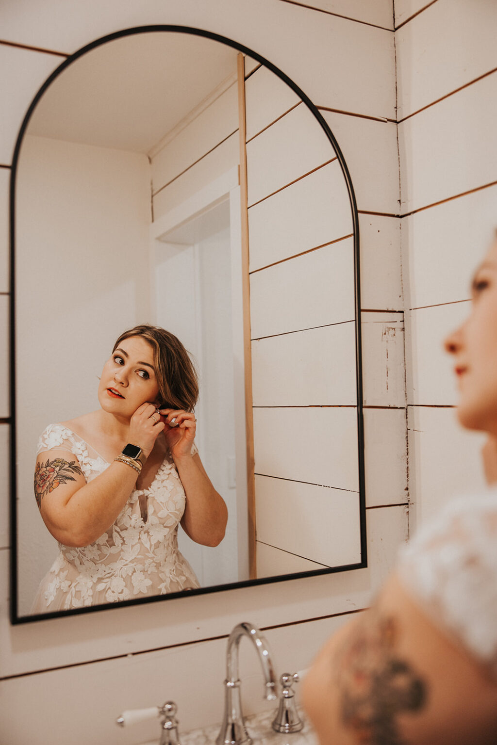 How to Schedule a Full Day Elopement - Venturing Vows